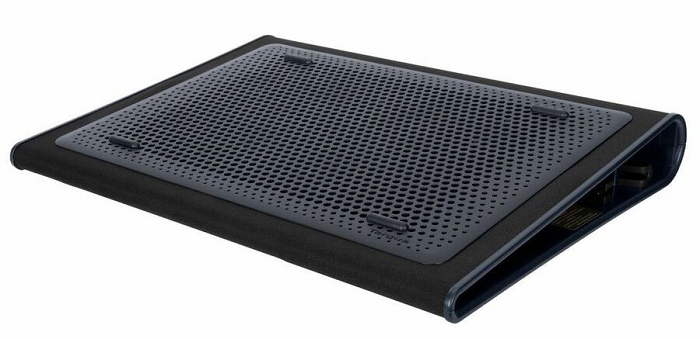 Targus AWE55US 17" Dual Fan Chill Mat from ThinkEDU